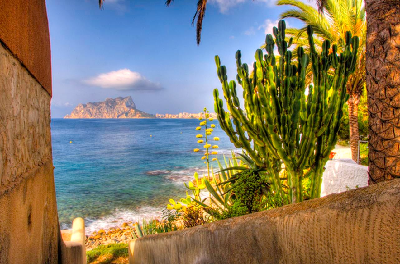 Playa bahía de Bassetes, Benissa - Fotos e información importante ...